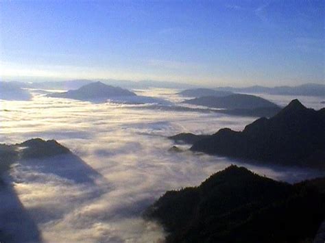 3kkk วนอุทยานภูชี้ฟ้า ดอยผาตั้ง เชียงของ วัดพระธาตุผาเงา