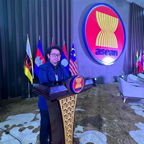 Juara 1 Mahasiswa Berprestasi Fmipa 2025 Hisyam Az Zahran Informatika