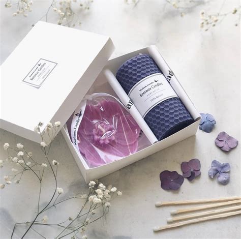 باکس هدیه شمع بیزوکس و شقایق مادام کندل