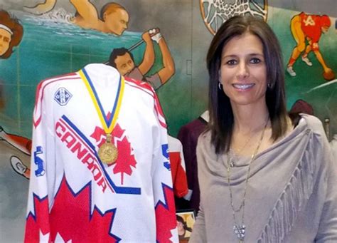 Manon Rheaume Visits Pdshof Peterborough And District Sports Hall Of Fame