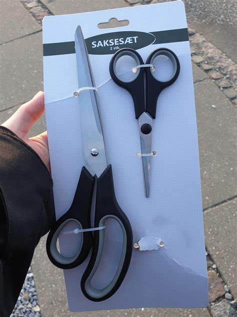 I Need Scissors To Open Scissors R Mildlyinfuriating