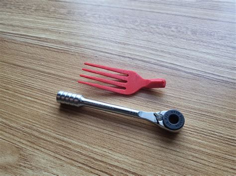 I Designed And 3d Printed This Fork That Uses Any 1 4 Hex Screwdriver As A Handle If You