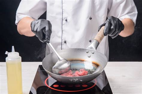 Chef Cooks Ramen In Stages Stock Photo Image Of Dish 168054606