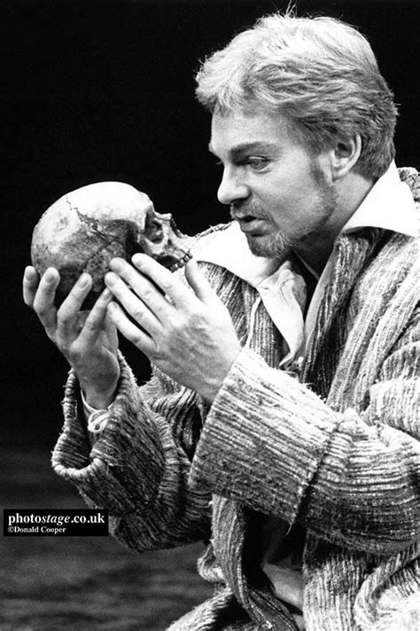 What Does Yorick S Skull Symbolize In Hamlet At Julia Belcher Blog