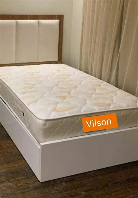 Printed White And Black Double Bed Memory Foam Mattress Sizedimension