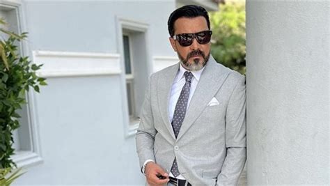 محمد رجب يتألق في جلسة تصوير من كواليس مشوار الونش شاهد