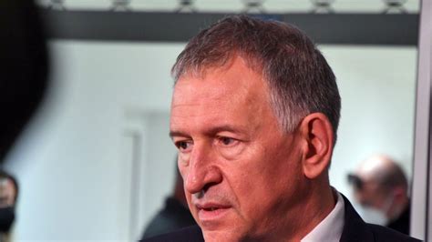 Окончателно Бившият здравен министър Стойчо Кацаров е бил в конфликт на интереси Новини бг