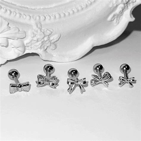 금지구역 발레 리본 피어싱 귀걸이 위시버킷