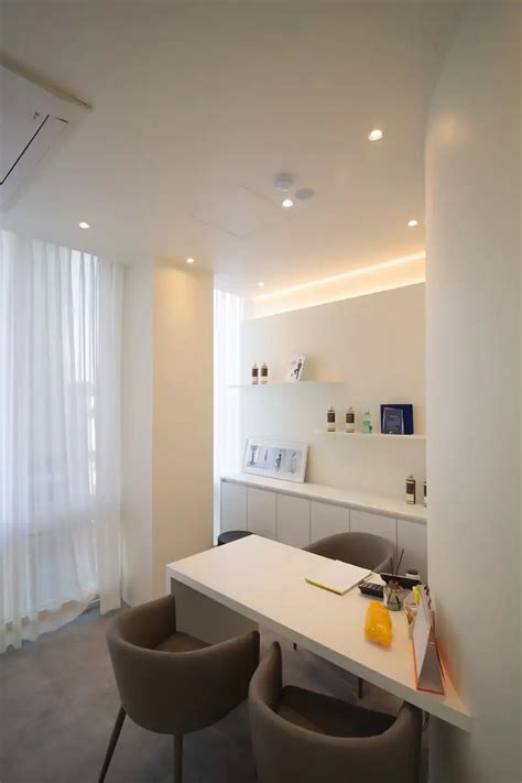 곡선 포인트를 더해 부드러운 내부 모던 컨셉 에스테틱 인테리어