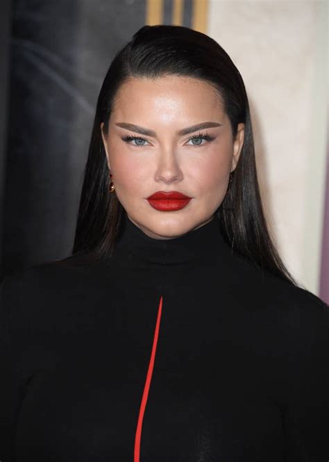 Adriana Lima Was Shocked At Red Carpet Appearance