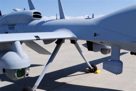 Eoir Payload Sees Leading Edge Of Wing — Uap Plane Video Rufos