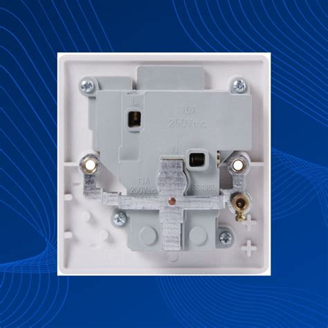 5 Pin Multi Function Socket Sparks