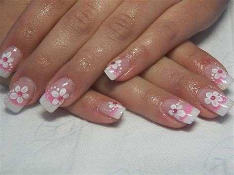 Pin On Gel Nail Ideas Punk Nails Pink Acrylic Nails Christmas Gel Nails
