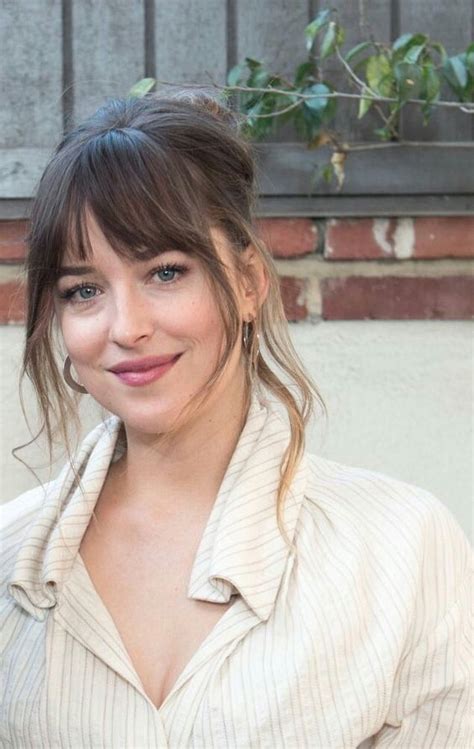 Dakota Johnson Natural Hair Color
