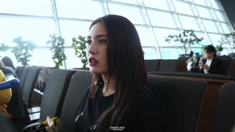 인터뷰하는 소미 인스티즈 Instiz 이슈 카테고리