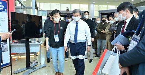 고령자용 웨어러블 로봇·메타휴머노이드 Kist 오픈랩서 미리 본 미래