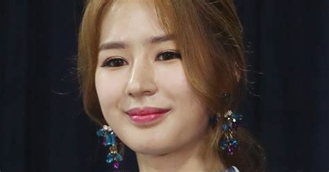 박기량 미소활짝