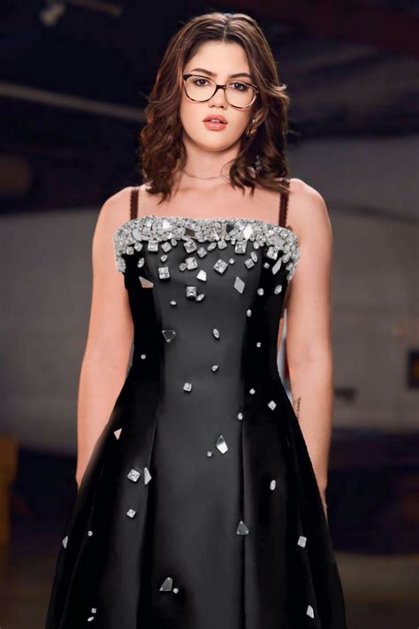 Ellie Nova Net Worth Age Career Income Streams Social Profiles The Uk Post