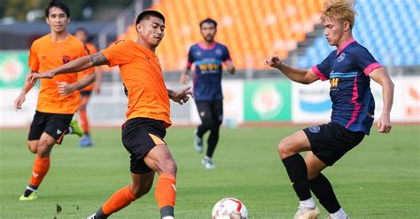 ต่อพิฆาต อุ่นแข้งคม เปิดรังไล่ถล่ม พยัคฆ์สาคร 4 1