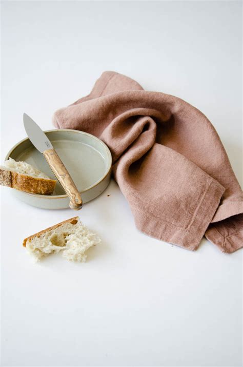 How To Create A Picture Perfect Picnic For Spring