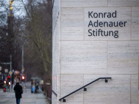 Togo Autonomisation Programme Déducation Civique Des Jeunes Le