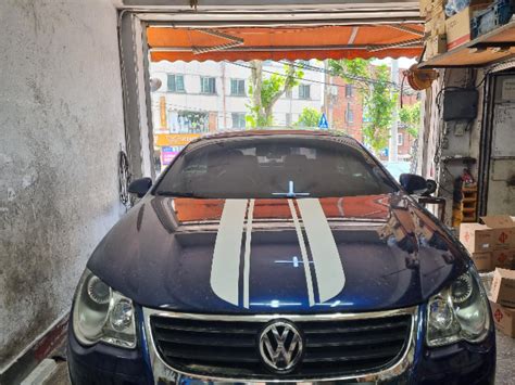 수입차 에어컨 고장 폭스바겐 Eos 자동차 에어컨 컴프레샤 냉매누수 증상으로 더운바람만나와 교체 전문점 수리