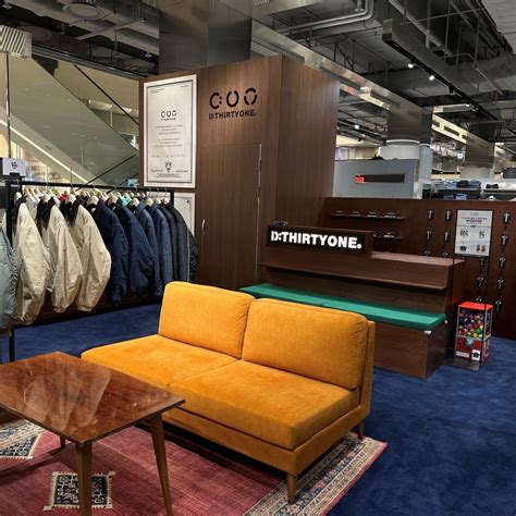 패션비즈 디써티원 성수 이어 더현대서울에서 팝업스토어 오픈