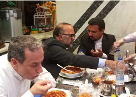 عکس غذا خوردن عراقچی در رستوران مصری سوژه کاربران شد اقتصاد24