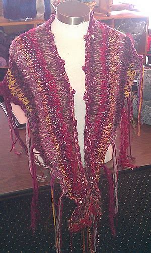 Ravelry Oriental Rounded Shawl Pattern By Feza Yarns