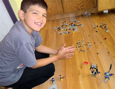 Kre O Transformers Age Of Extinction Building Sets Are Perfect For Summer Fun Giveaway