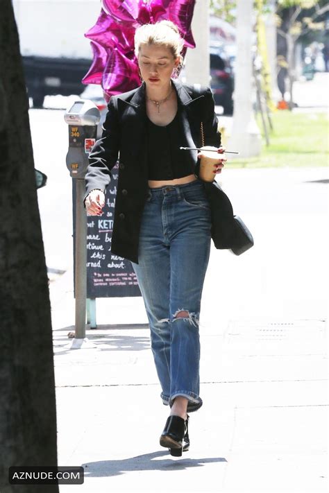 Amber Heard Dresses Up Business Casual For An Outing In Los Angeles 19