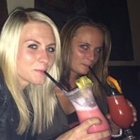 Stream Carolina Wallner Music Listen To Songs Albums Playlists For Free On Soundcloud