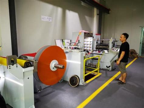 금속 슬리 팅 머신의 간단한 작동 의 고품질 금속 슬리 팅 머신의 간단한 작동