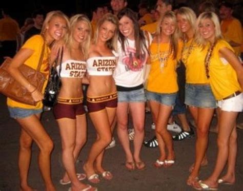 Top 10 Colleges With The Hottest Girls Profascinate