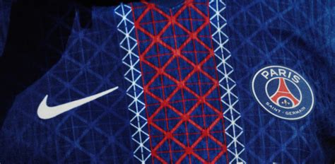 Nike Tech Paris Saint Germain