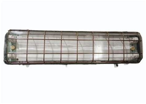 Rectangular Norman Yong Wt Surface Mounting Type Fl Fitting At Best