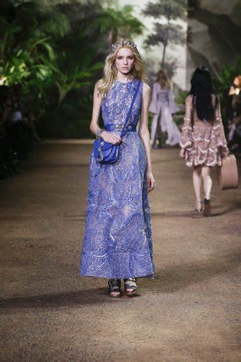 ულამაზესი საბანკეტო კაბები რა არის მოდაში 2016 წელს