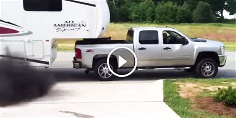 2011 LML DURAMAX RUNNING 1 8 MILE And CARRYING HEAVY LOAD