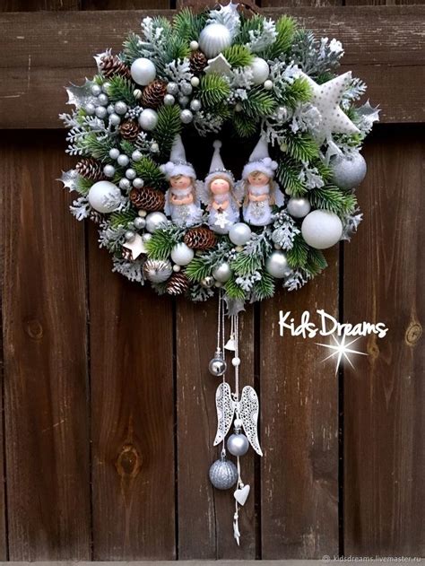 Веночек «Ангельский визит» | Рождественские дверные венки ...