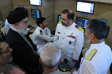 بازدید از نمایشگاه دستاوردهای ارتش جمهوری اسلامی ایران Leaderir