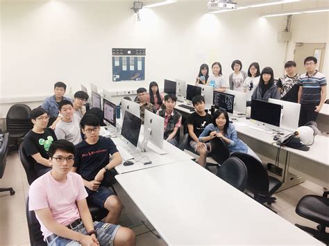 海洋大學 swift ios app 課程合影 海洋大學 swift ios app… by 彼得潘的 ios app
