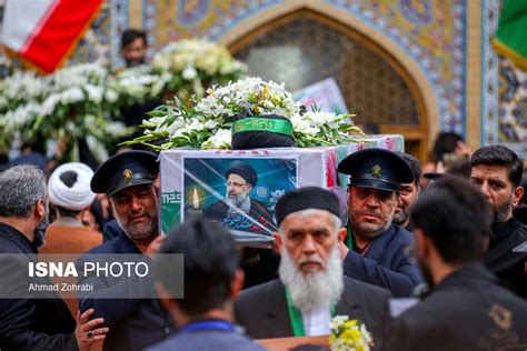 عکس تشییع پیکر رئیس جمهور رئیسی و همراهان وی در قم قم نیوز