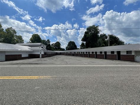 8128 Big Ridge Rd, Haysi, VA 24256 - Hilltop Motel | LoopNet