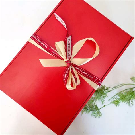 Перфектен Подарък за Свети Валентин Вино и Шоколад