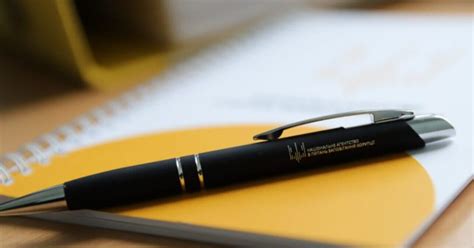 Звіти партій Україна лишилась єдиною країною у світі яка зупинила через ковід подання звітів