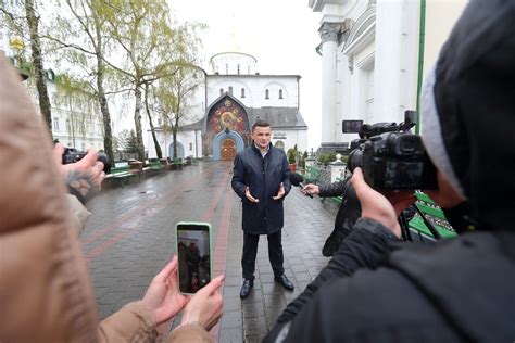 Голову Тернопільської облради який завзято виганяв монахів з Почаївської лаври затримали на