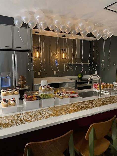 Pin By Anggi Cevallos On Inauguración De Casa Housewarming Party Decorations Welcome Home