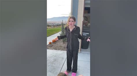 Sibling Annoyed At Her Sibling Youtube