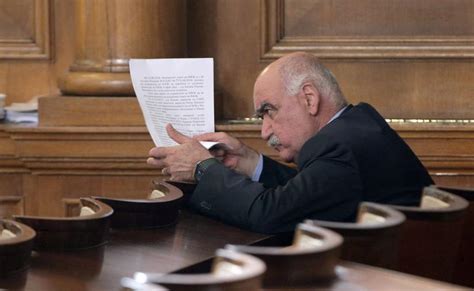 НА МОРЕТО Шефът на здравната каса подаде оставка