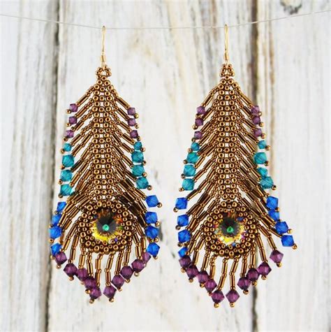 2 Lovely Beaded Feather Earrings Tutorials The Beading Gem